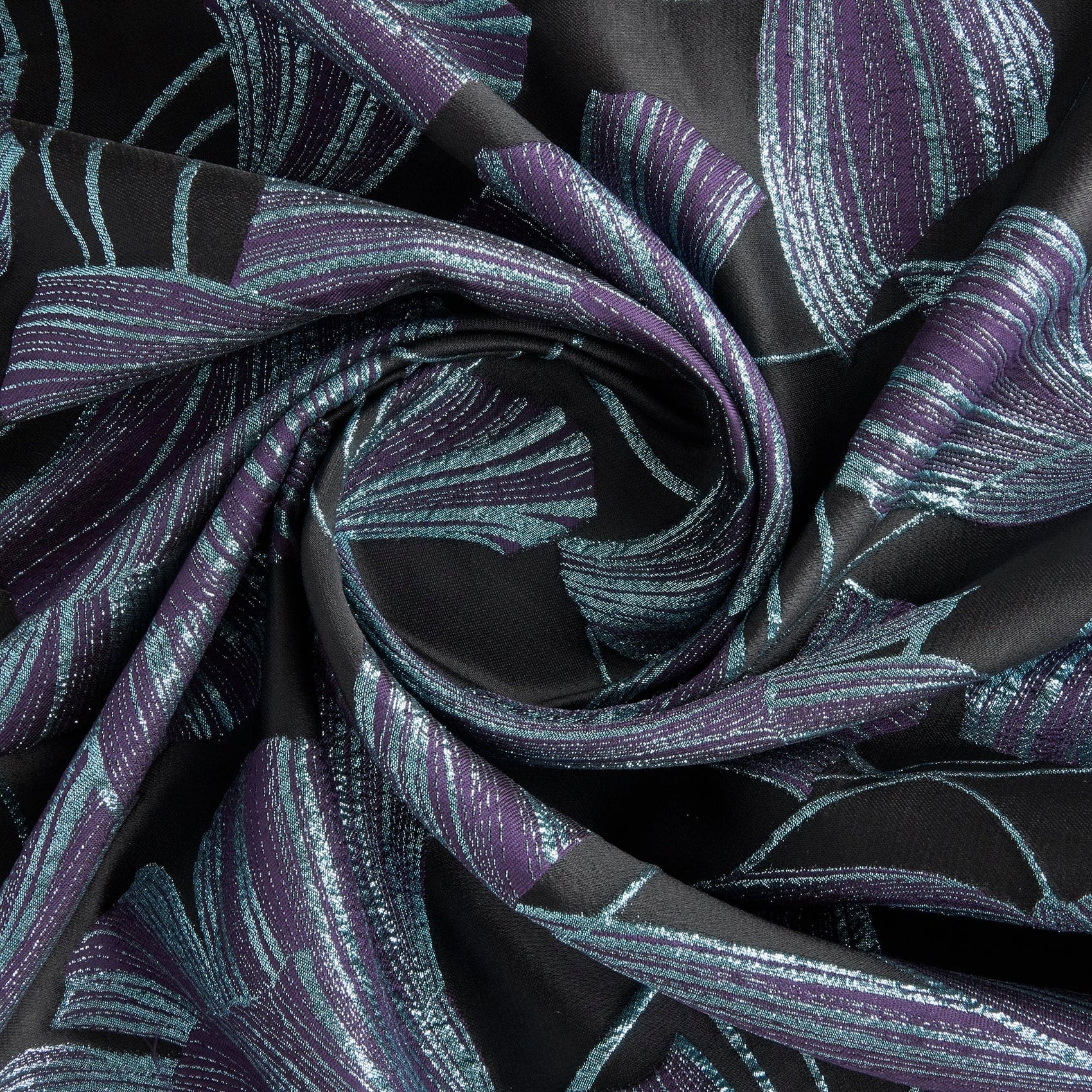 FLOWING PETAL METALLIC JACQUARD | 27125 | Wholesale Fabrics from $24.69 USD